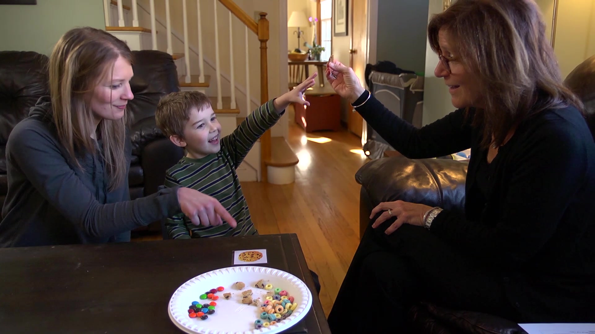 PECS Phase 1: Initiating Communication – Online Parent Training in ...